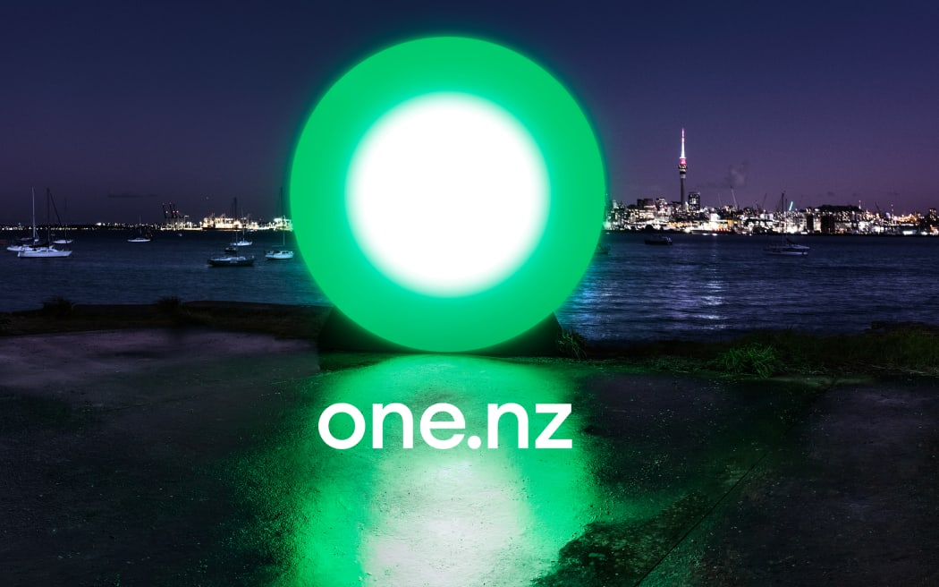 One NZ SIM Cards and eSIM: Detailed Guides for Tourists 2025